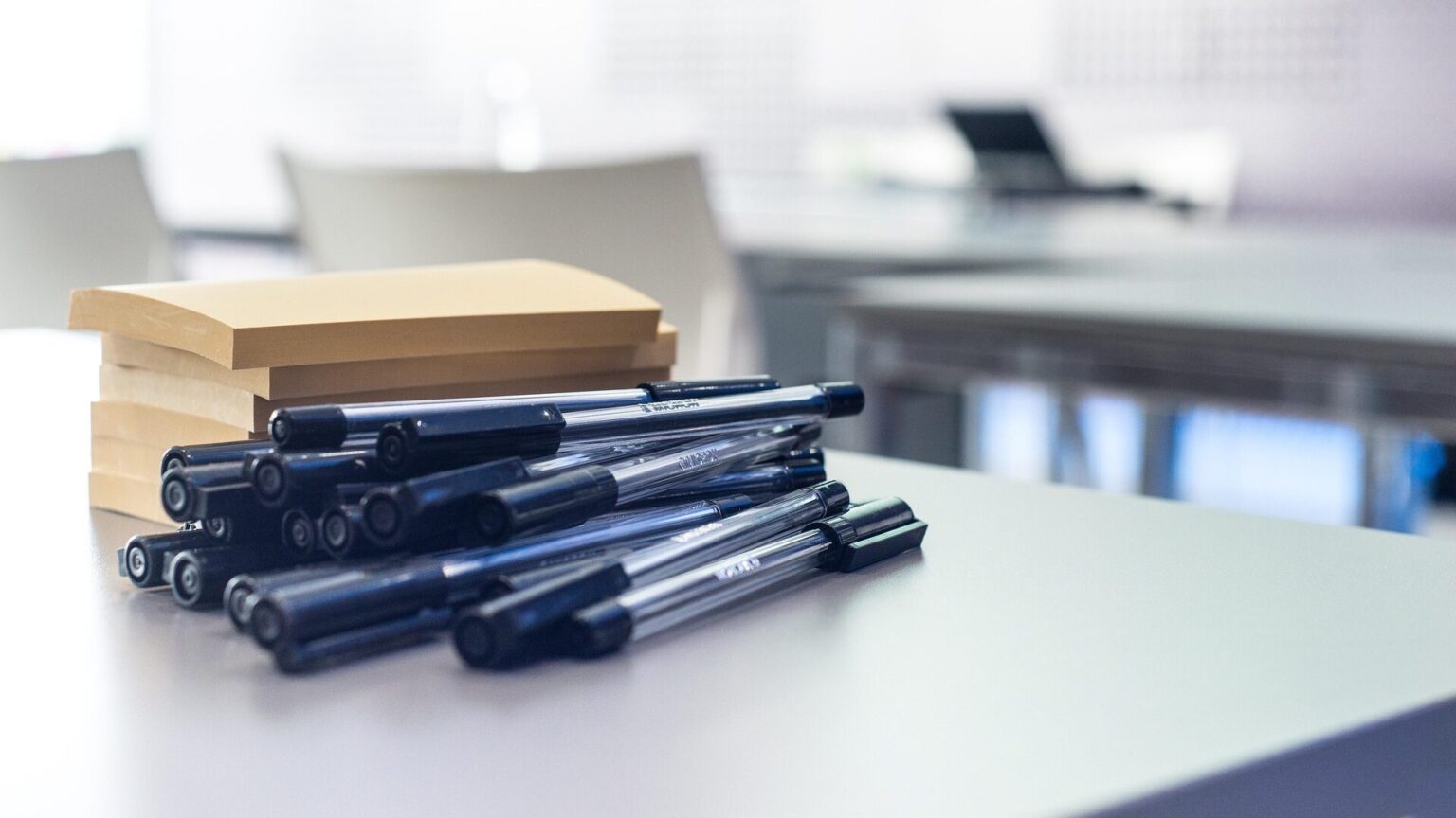 Jeu "Qui suis-je ?": 50 idées originales en un clin d'œil